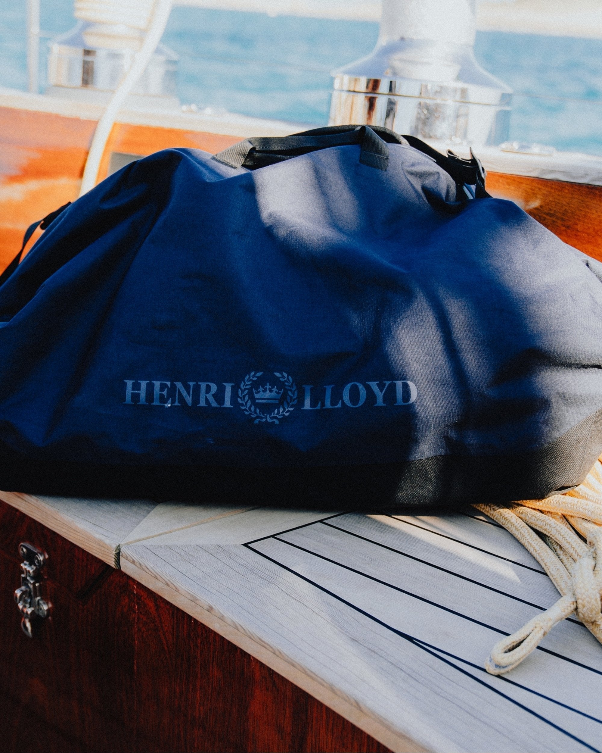 Men's Sailing Bags – Sailing Duffels, Backpacks & More | Henri Lloyd ...